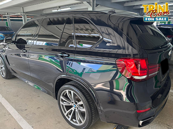 213559 - SOLD - PDUBMWX5 40e Hybrid