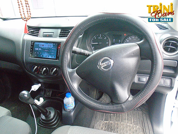 215615 - TEBNissanNP300