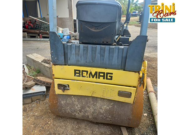 205268 - Bomag3 Ton Roller