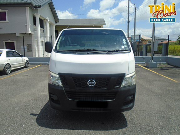 215383 - TDMNissanNV350 E26 Caravan