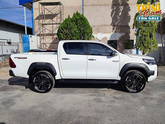 199689 - BRAND NEWToyotaHilux Revo