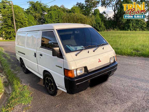 203448 - TCYMitsubishiL300 Panel Van