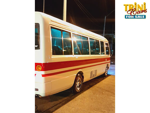 205039 - HCAMitsubishiRosa Bus