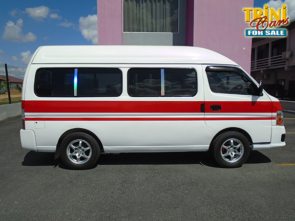 205197 - HCRNissanE25 Maxi