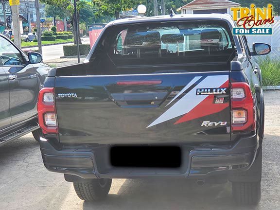 204333 - ROROToyotaHilux Revo
