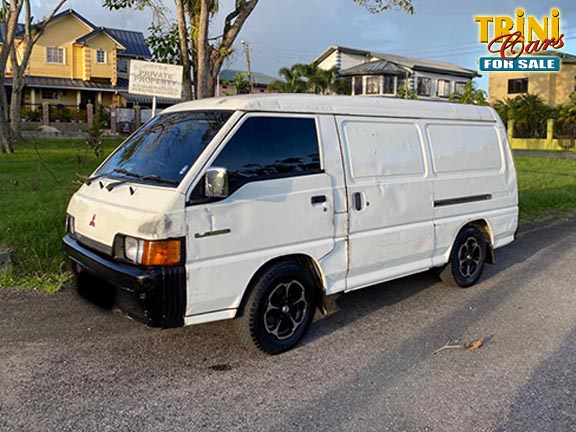 203448 - TCYMitsubishiL300 Panel Van