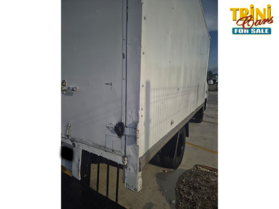 216301 - TCDMitsubishiCanter Truck