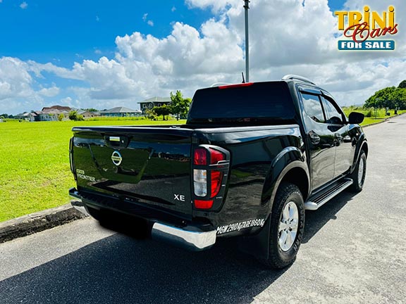 203708 - TDJNissanNP300 4x2