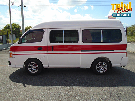 205197 - HCRNissanE25 Maxi