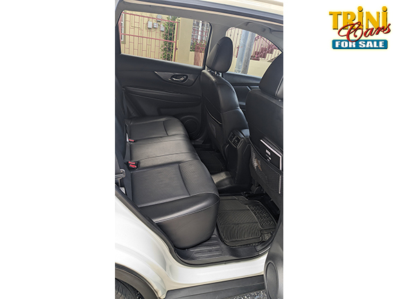 205553 - PDPNissanX-Trail Hybrid