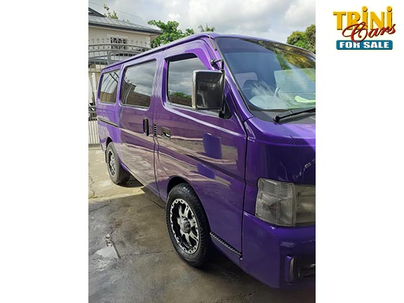 200795 - TCFNissanE25 Caravan