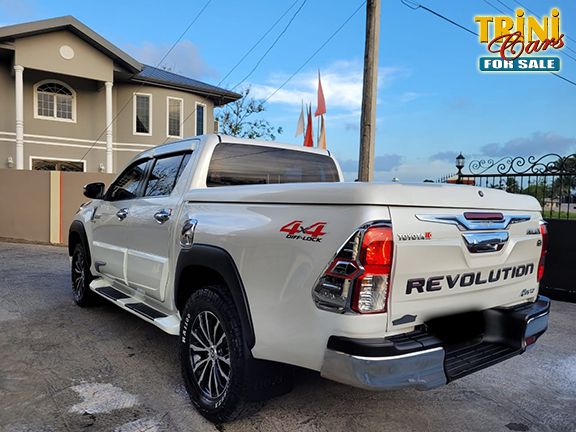 208377 - TDMToyotaHilux Revo 4x4