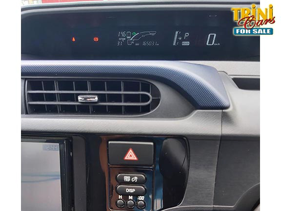 206688 - PDYToyotaAqua